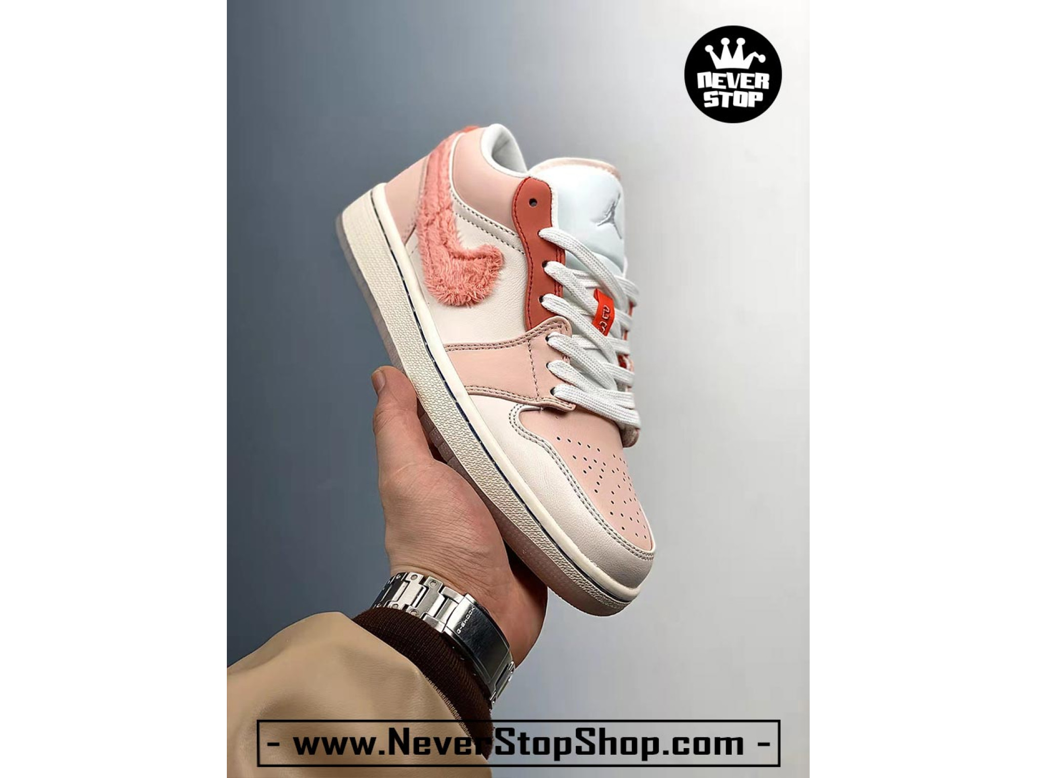 NIKE : Giày NIKE AIR JORDAN 1 LOW PINK MIGHTY SWOOSHERS ...